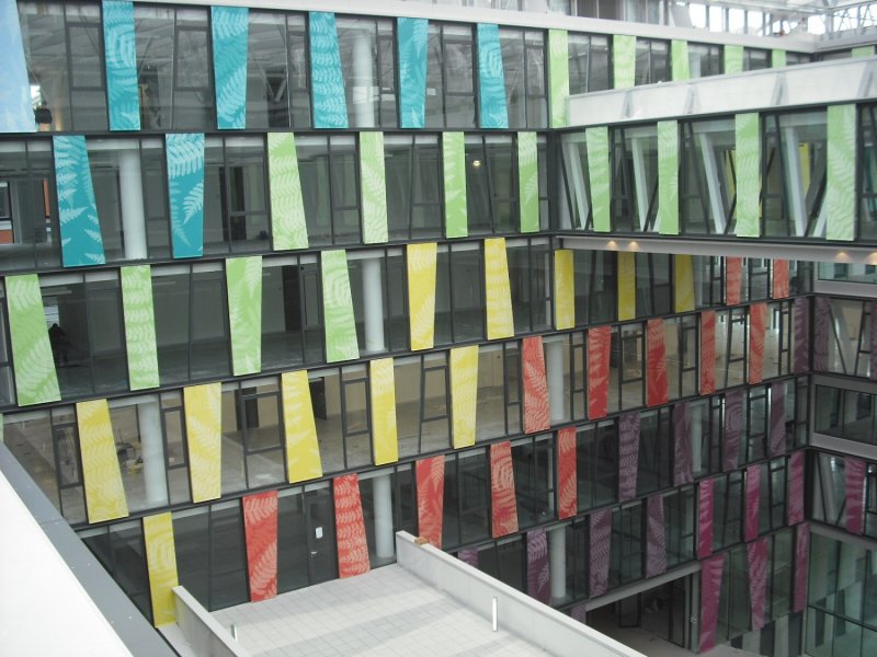 Zastínili jsme Amazon Court v pražském Karlíně